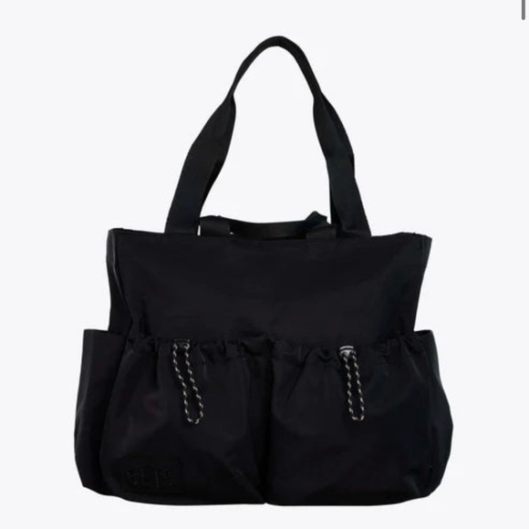 BEIS | Bags | Beis The Sport Carryall | Poshmark